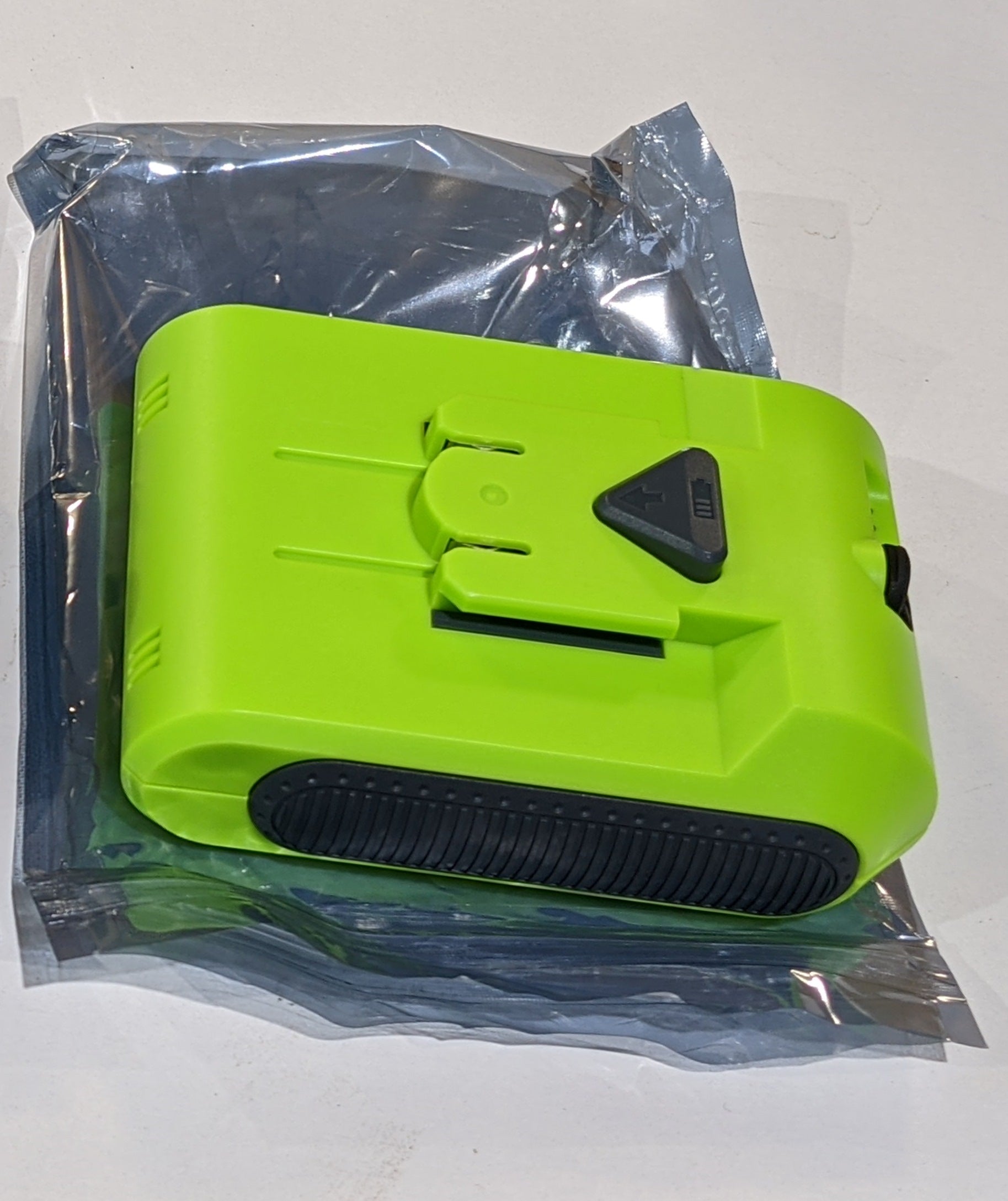 Minion Battery Pack – SANicolet